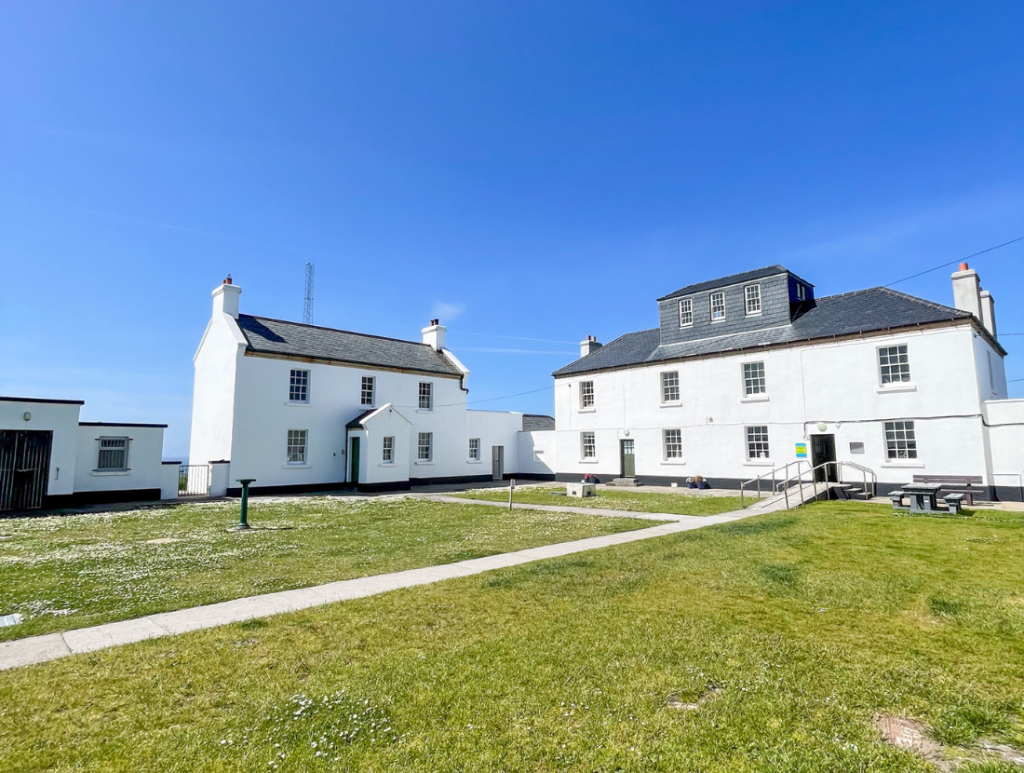 Loop Head Lighthouse Attendant's Cottage | Visit Clare